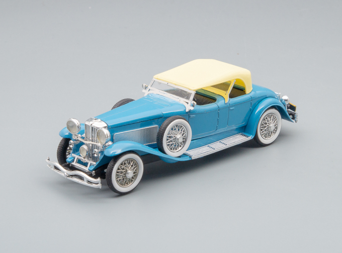 DUESENBERG "SJ" torpedo Phaeton Cabriolet (1934), light blue