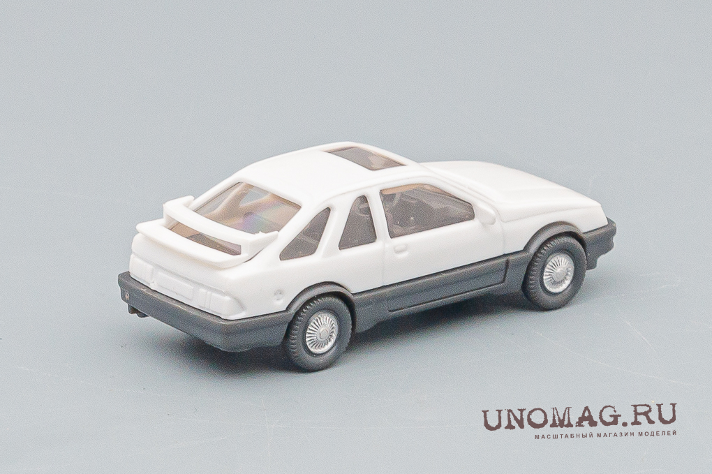 FORD Sierra XR4i, white