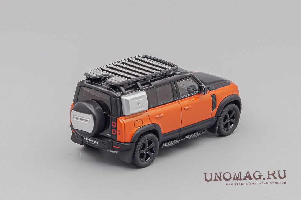 LAND ROVER Defender 110 (2020), orange metallic / black