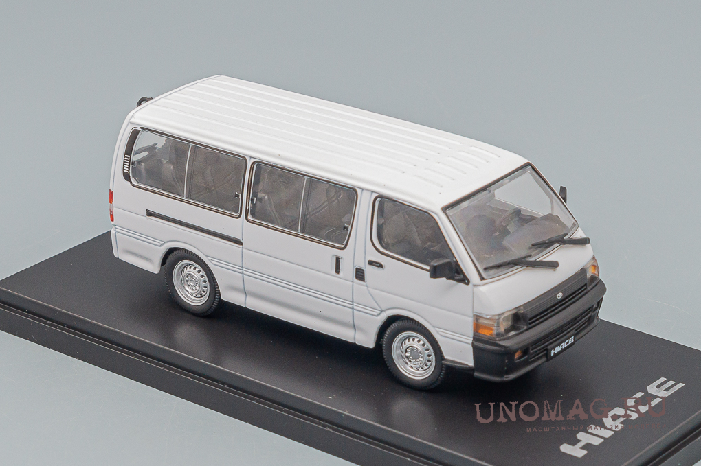 TOYOTA Hiace H100 (1989), white