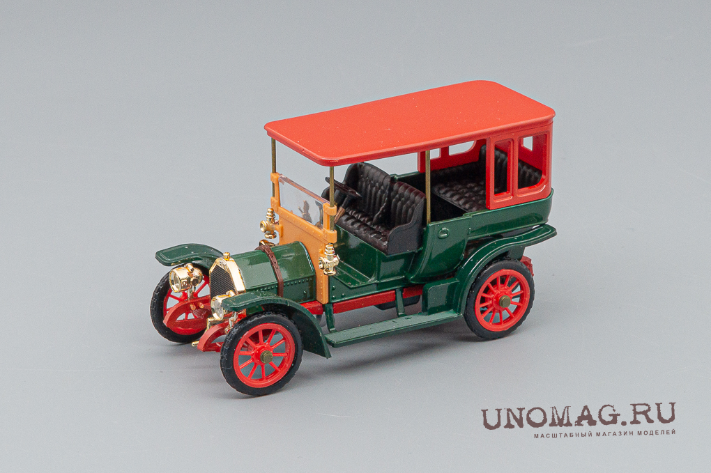 FIAT 24 cv Limousine, green / red