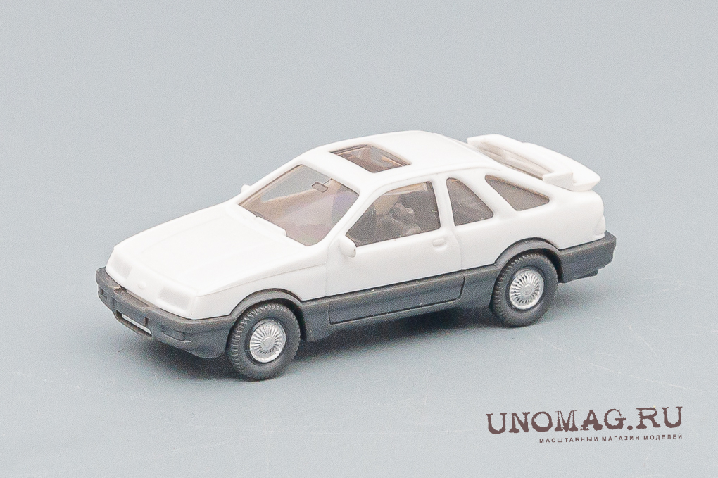 FORD Sierra XR4i, white