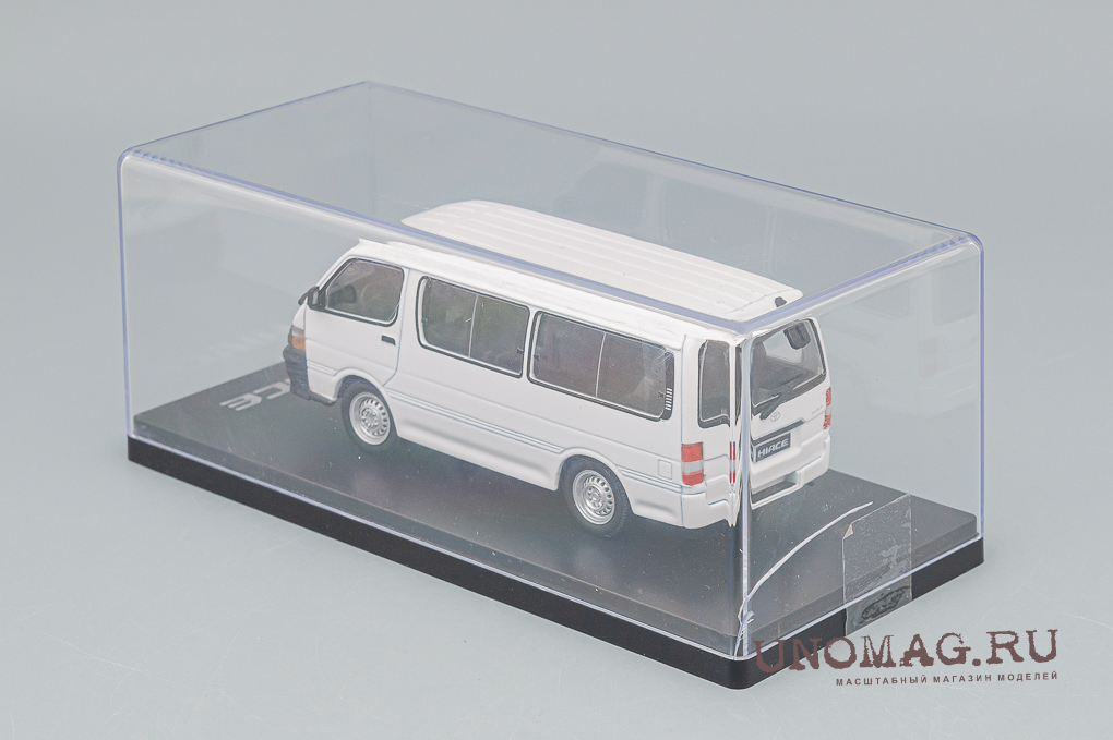 TOYOTA Hiace H100 (1989), white