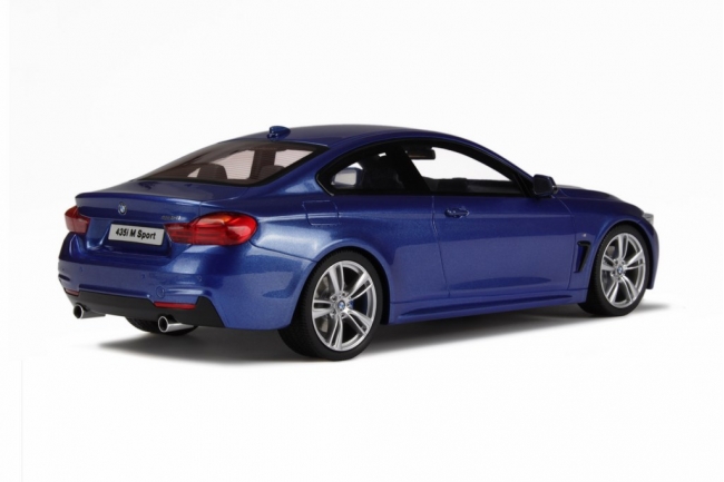 BMW M435i, blue
