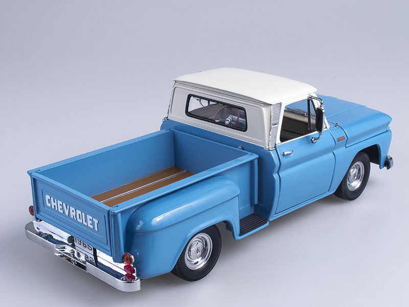 CHEVROLET C-10 Stepside Pickup (1965), light blue