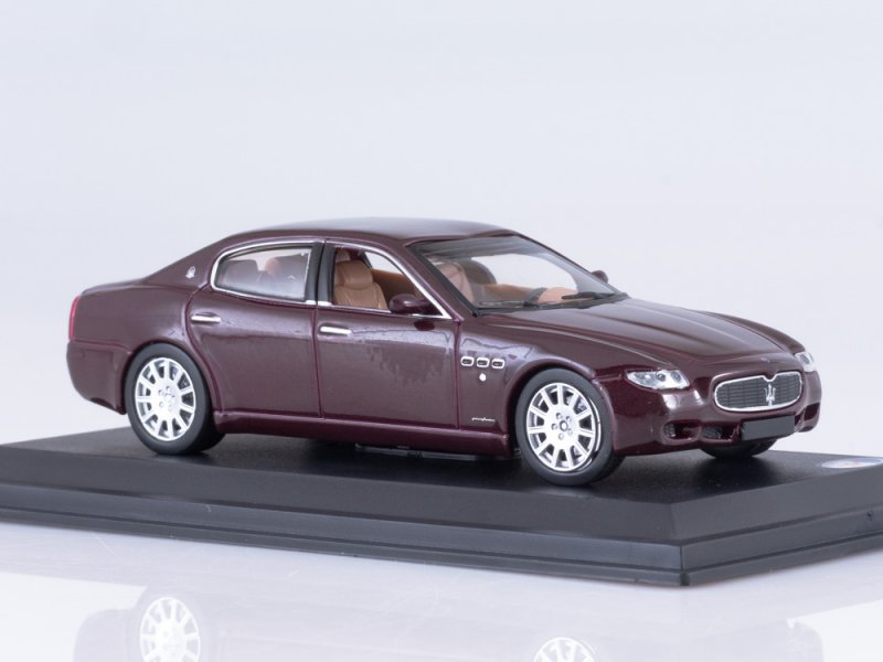 MASERATI Quattroporte V 2003 Maroon