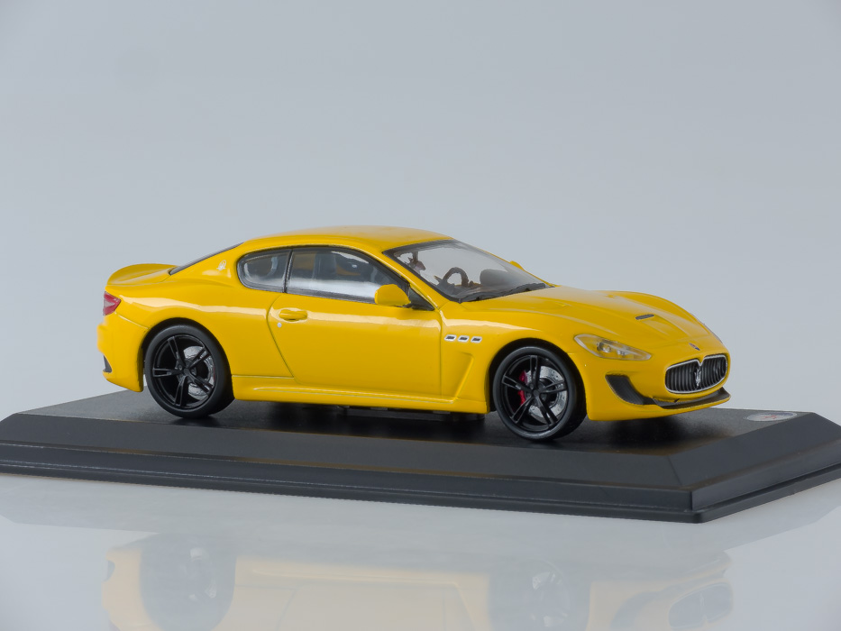 MASERATI Gran Turismo MC Stradale (2013), yellow