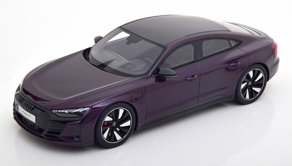 AUDI RS e-tron GT (2021), purple metallic