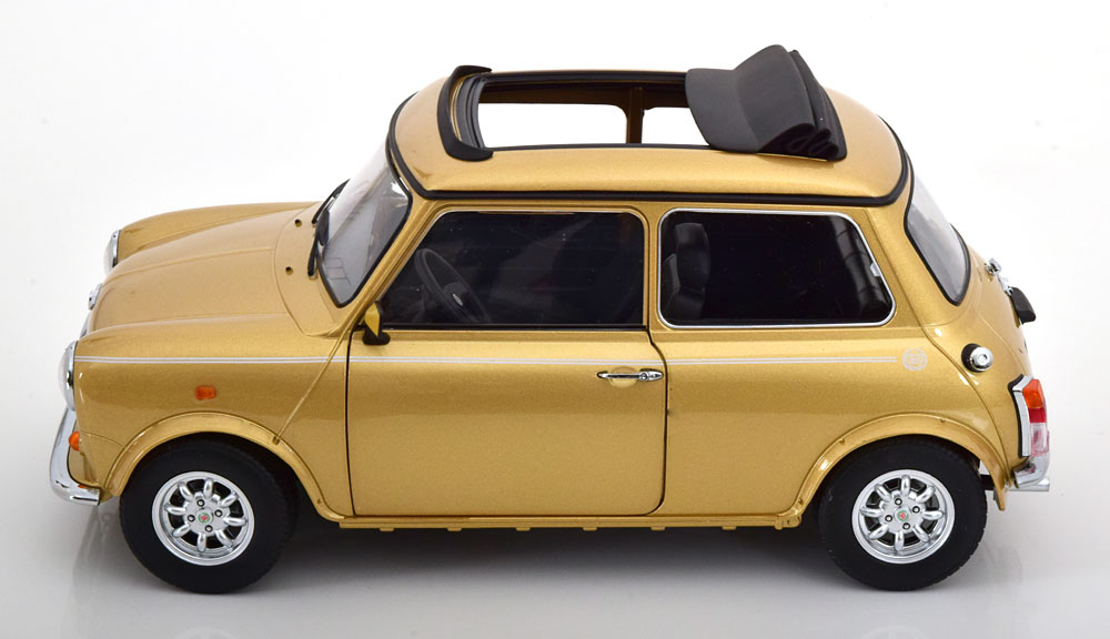 MINI Cooper with Sunroof LHD, gold metallic