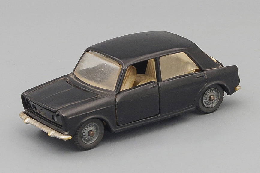 INNOCENTI Morris IM3, black
