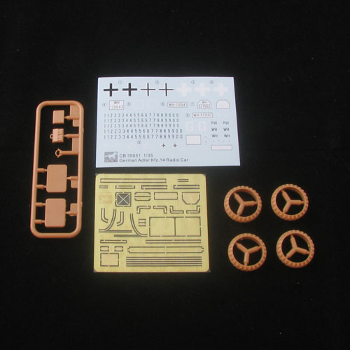 Сборная модель Немецкая бронированная машина связи German Adler Kfz.14 ...