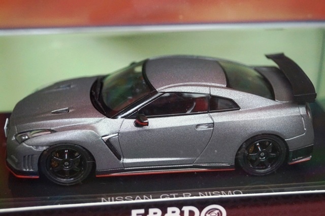NISSAN GT-R R35 NISMO, dark mat.gray