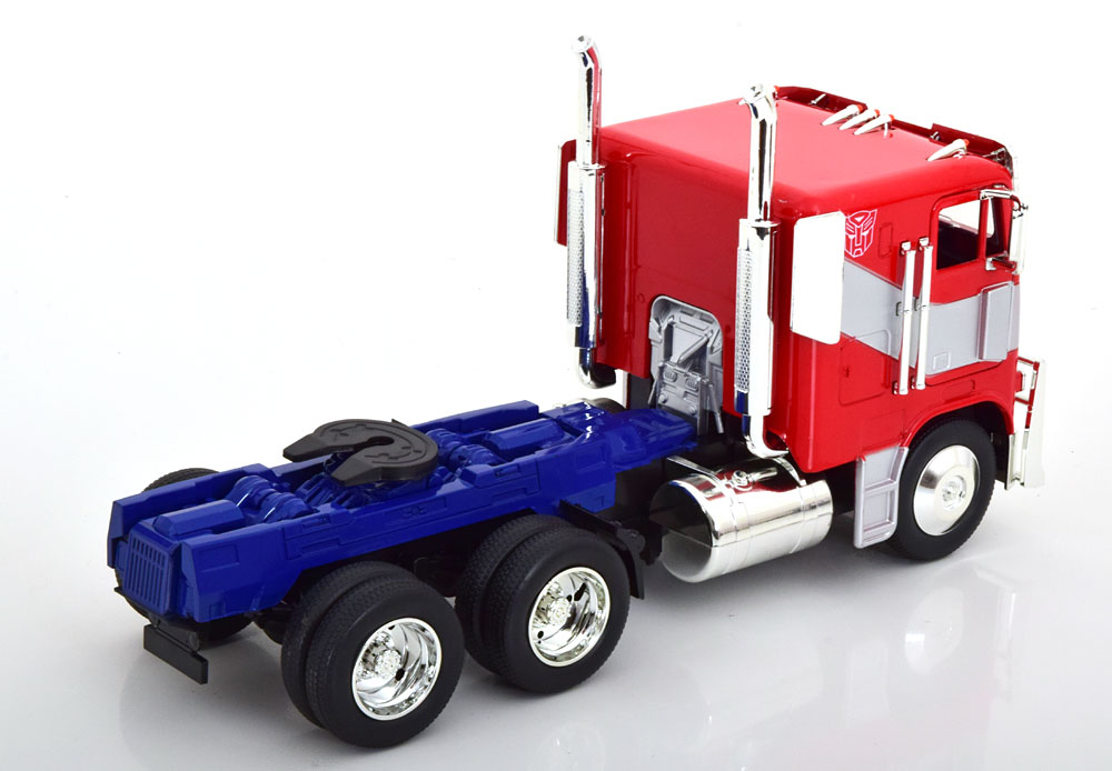 OPTIMUS Prime Transformers, red blue white