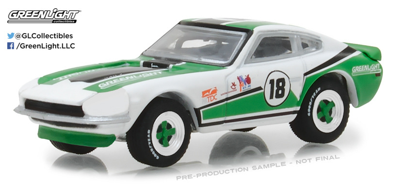 DATSUN 240Z Racing Team #18 (1970), white / green