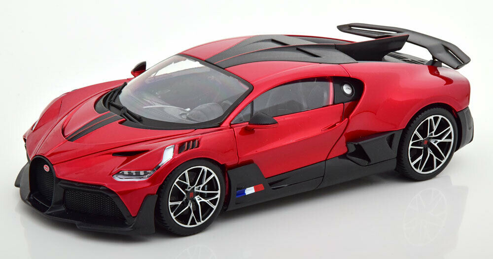 BUGATTI Divo 2019 Red/Carbon