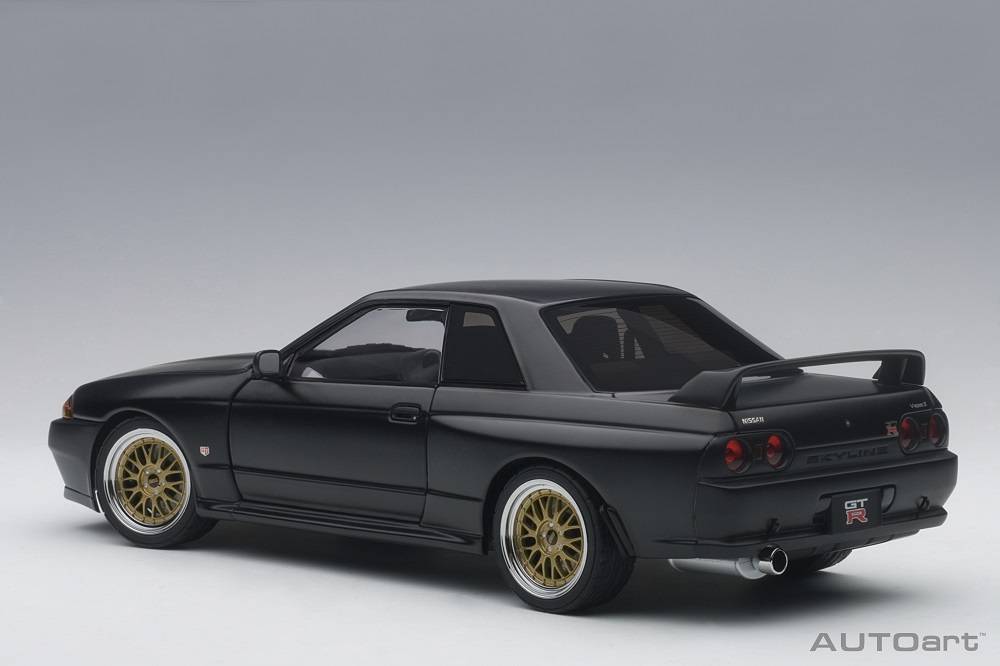 NISSAN Skyline GT-R R32 Tuned version, matt black