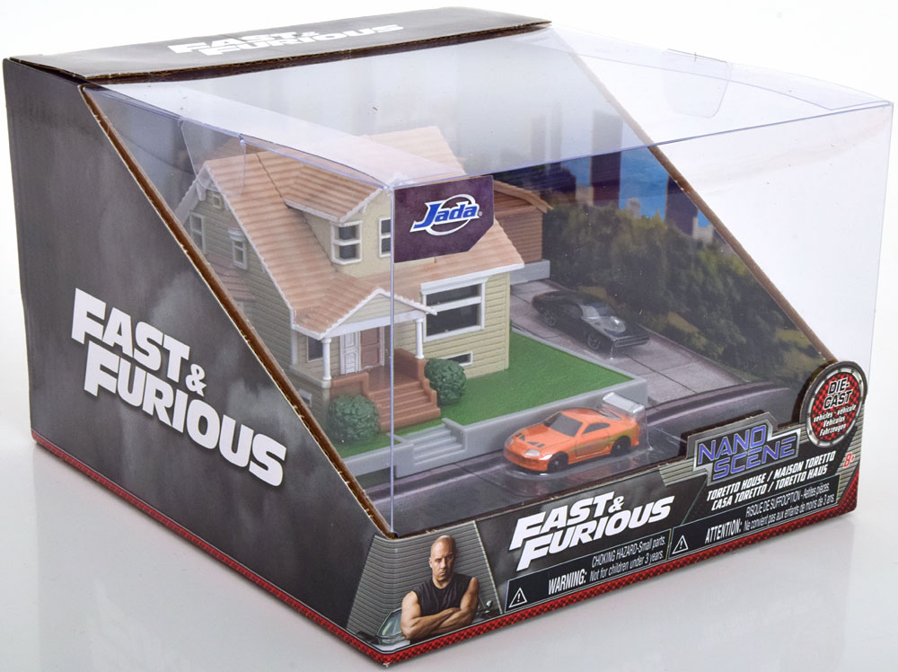 FAST & FURIOUS SET Toretto House with Toyota Supra and Dodge Charger, Dom
