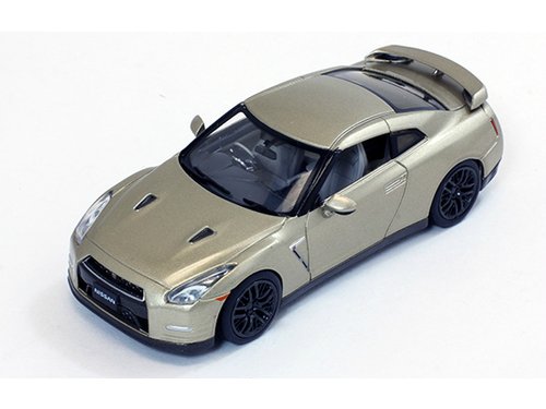 NISSAN GT-R R35 45th Anniversary Limited Edition 2015 Gold