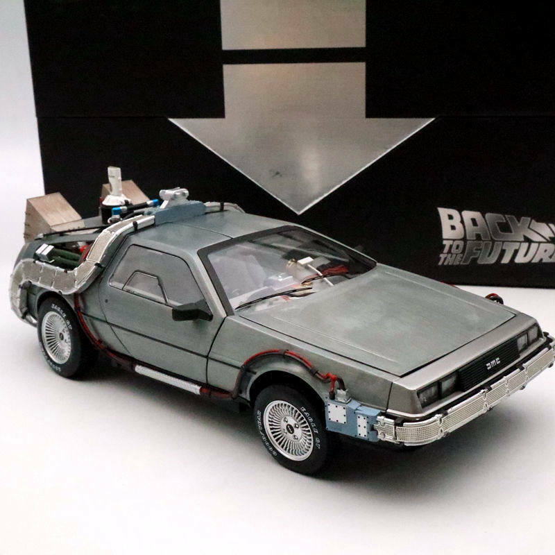 DeLOREAN DMC-12 Time Machine, Back to the Future Ultimate Edition