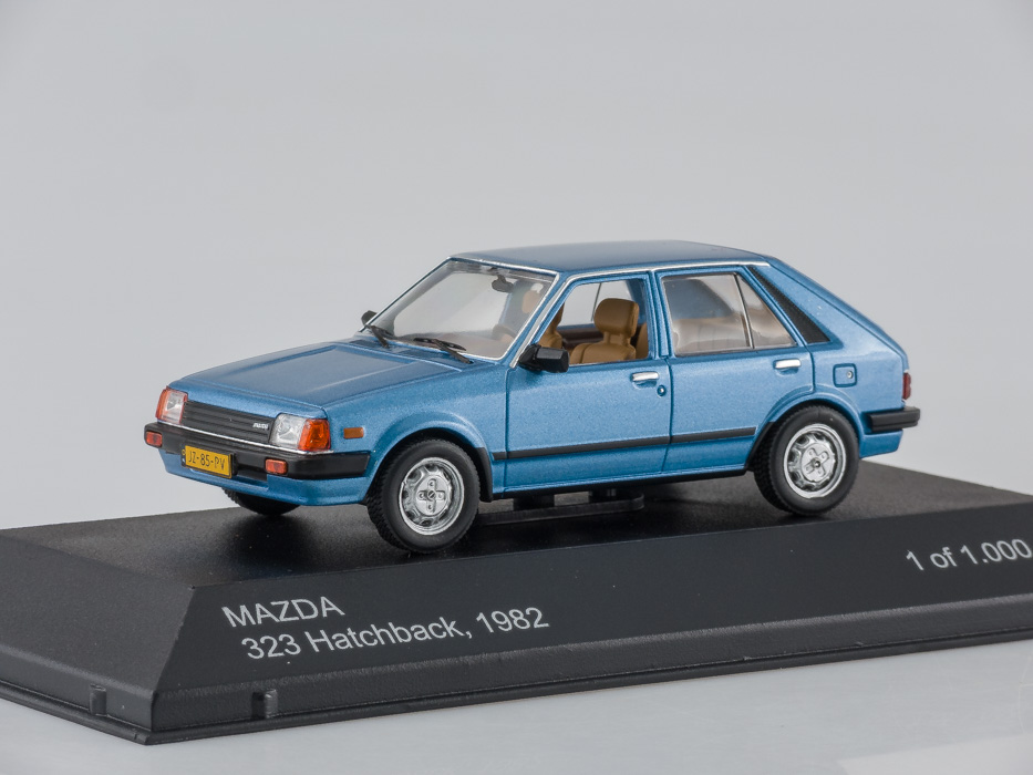 MAZDA 323 Hatchback (1982), metallic blue