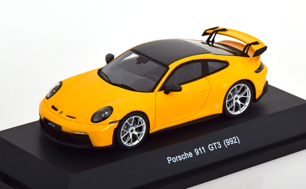 PORSCHE 911 (992) GT3 (2021), yellow