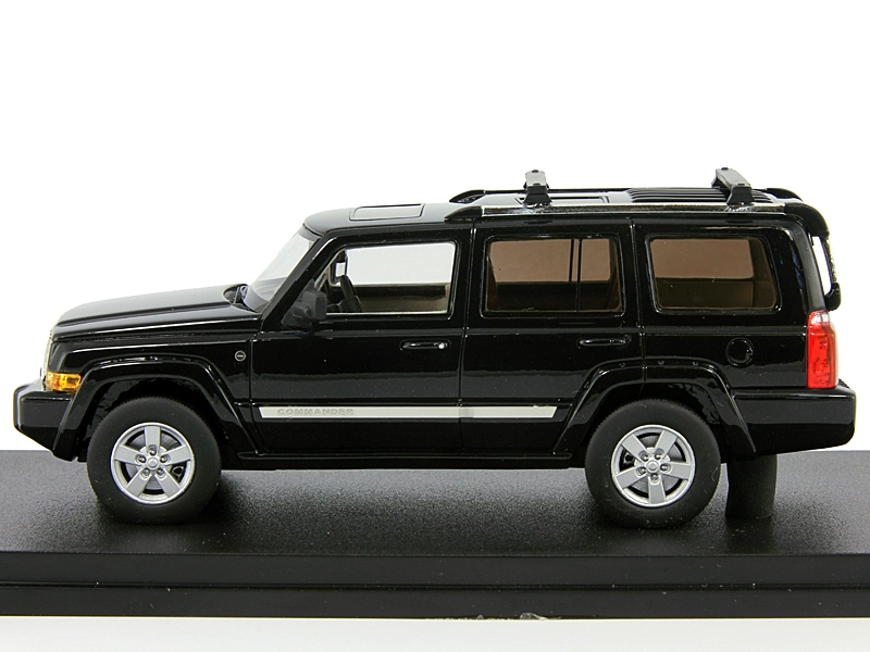 JEEP Commander 2011 Black Metallic