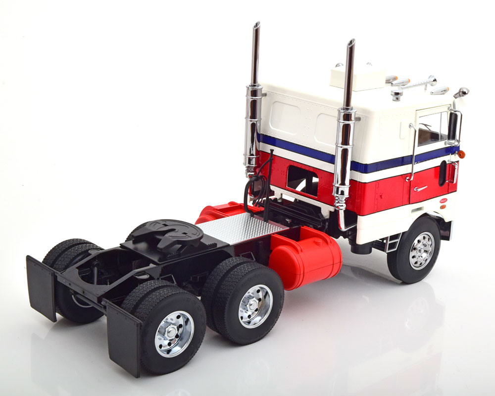PETERBILT 352 Pacemaker (1977-1979), white red blue
