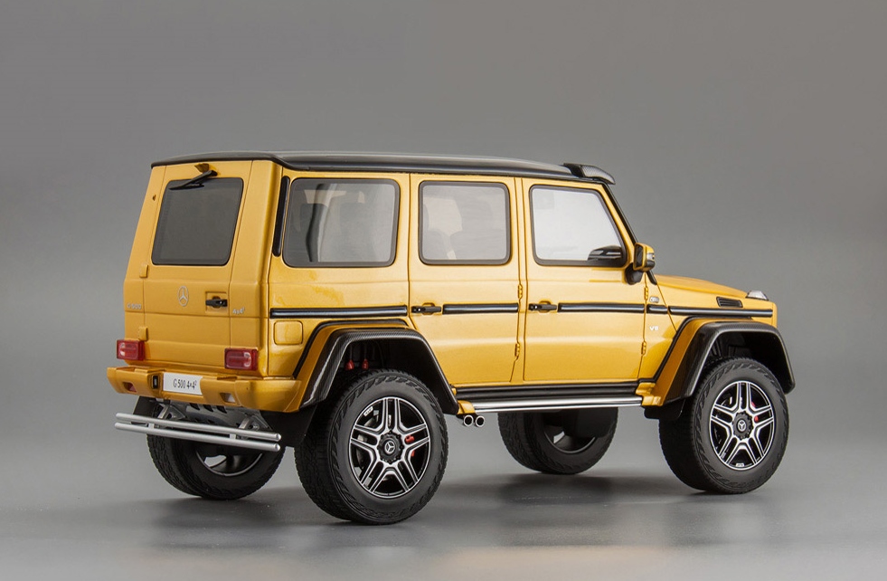 MERCEDES-BENZ G500 4x4, yellow