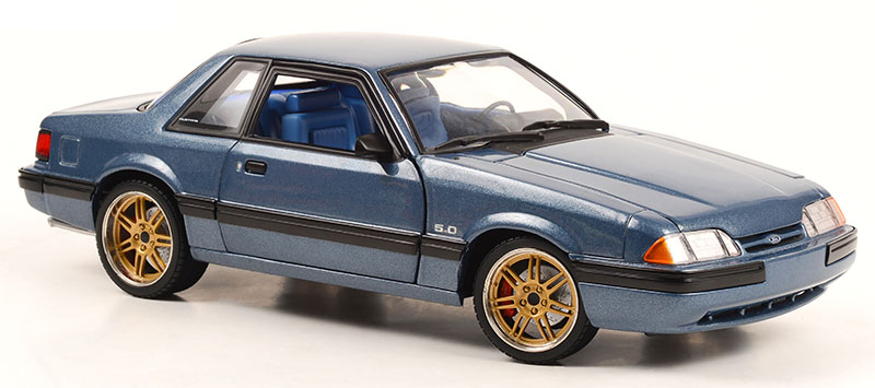 FORD Mustang 5.0 LX (1989), Medium Shadow Blue