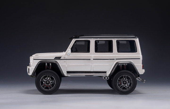MERCEDES-BENZ G500 4x4 W463 (2015), metallic white